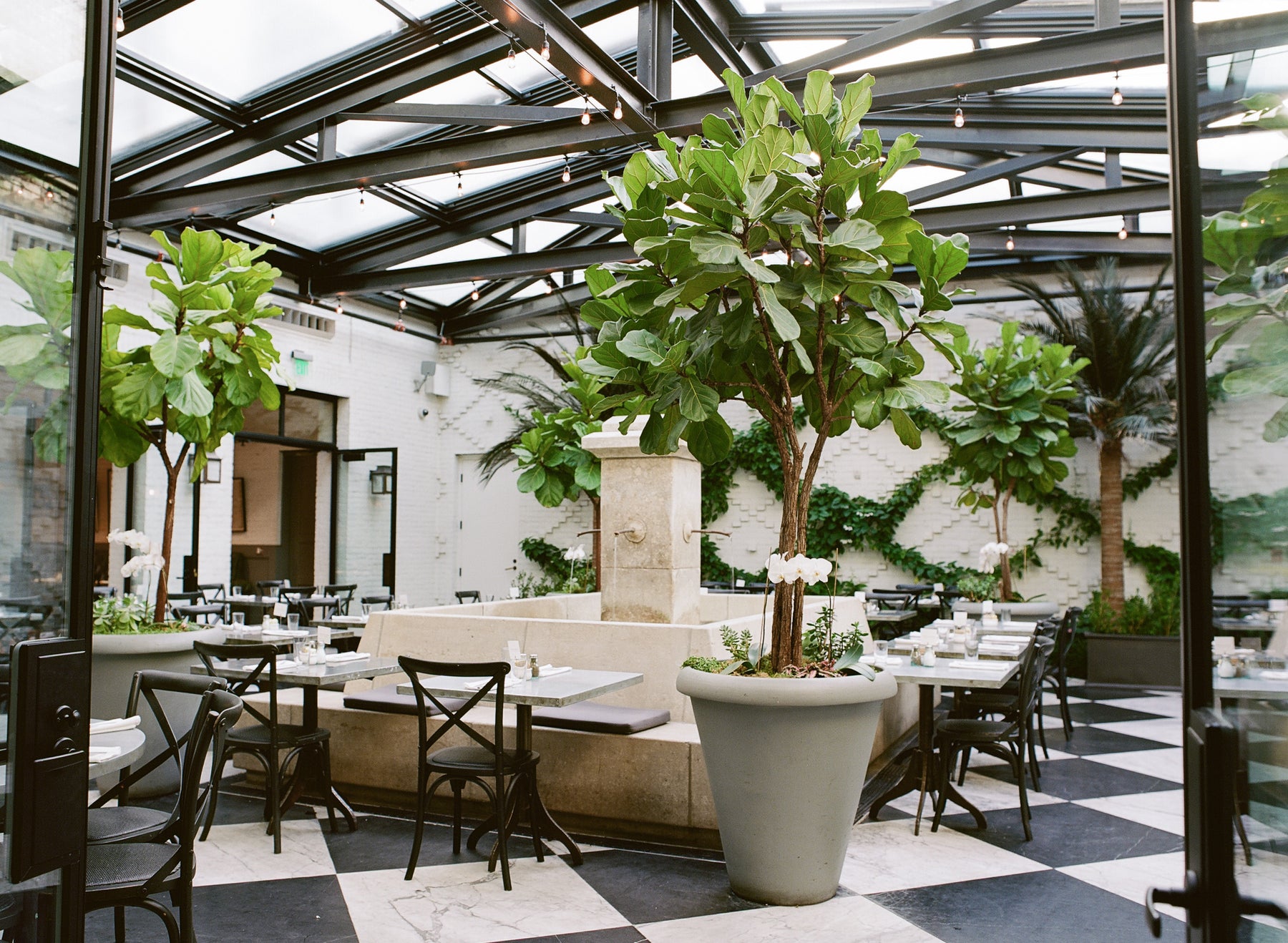 The Restaurant – Oxford Exchange Retail